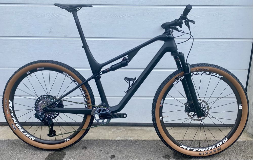 VTT Canyon Lux CF SLX 9.0 PRO RACE (taille XL) (D'occasion) à Prez-vers ...