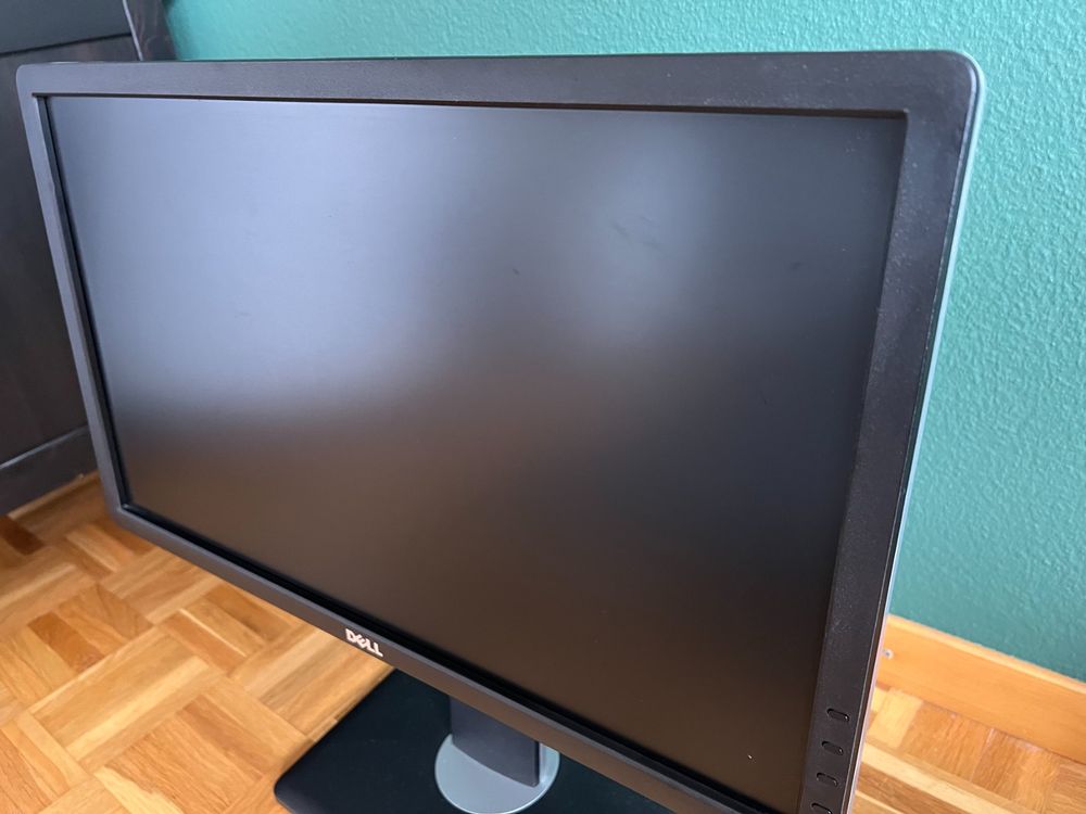 Dell Ultrasharp 22 Zoll Monitor Full HD 1080p (Gebraucht) in ...
