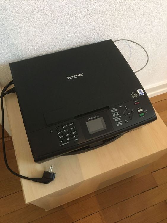 Drucker/Scanner Brother MFC-J220 (Gebraucht) in Zürich für CHF 1 – nur ...