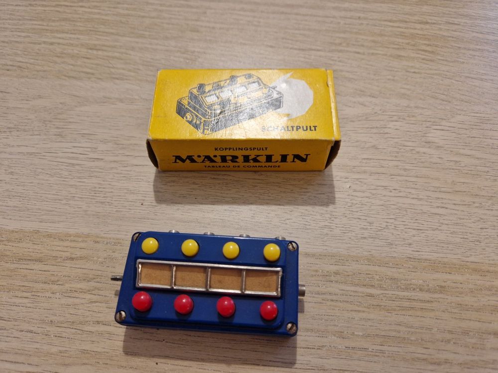 Märklin 7210 Schaltpult (1) (Gebraucht) in St-Aubin-Sauges für CHF 8 ...