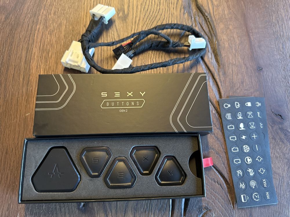 Commander + 4 S3XY Buttons für Tesla (Gen2) Model 3 Highland | Kaufen ...