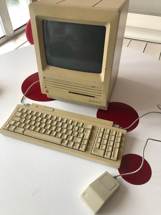 Macintosh SE (Apple) Vintage | Kaufen auf Ricardo