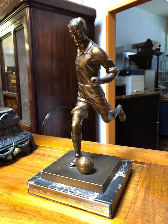 Bronce Statue Erwin Ballabio Fussballer | Kaufen auf Ricardo
