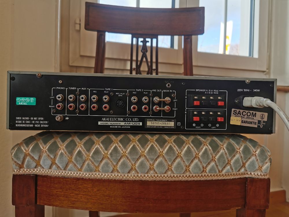 Akai AM-U04 vintage integrated amplifier (Gebraucht) in La Neuveville ...