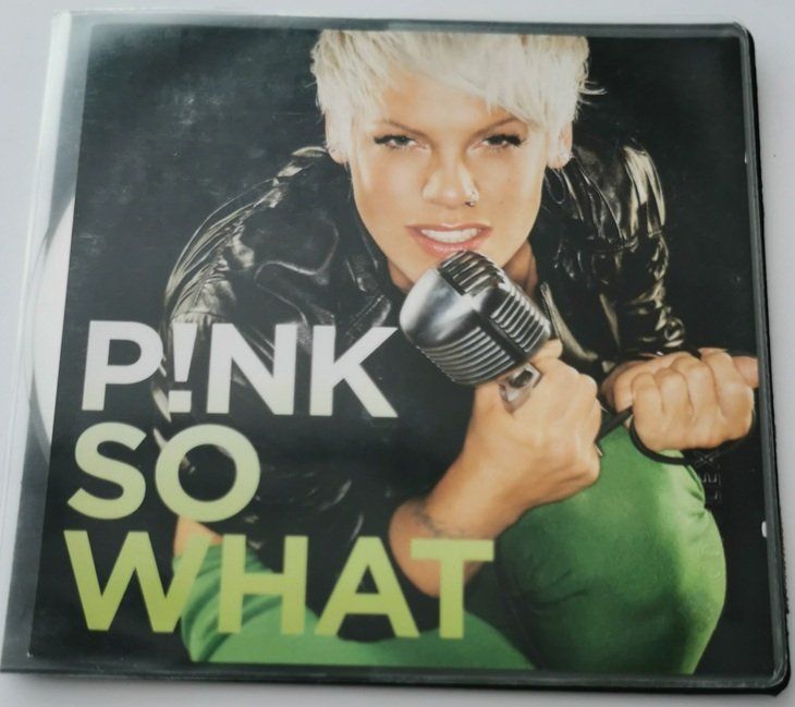 P!NK – So What (CD-Single) (Gebraucht) in Wilen b. Wollerau für CHF 0.3 – mit Lieferung auf ...