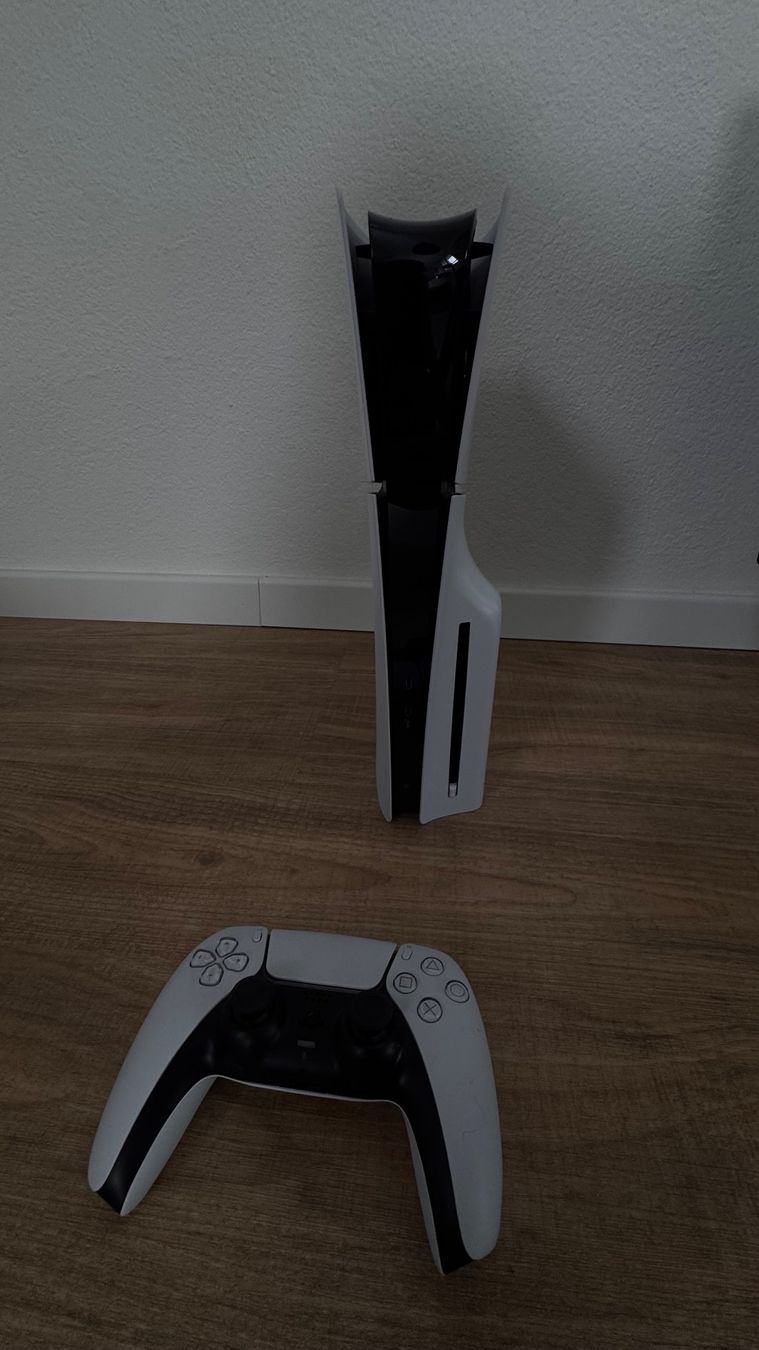 PlayStation 5 Slim (Disc Edition) – 1 TB + Zubehör (Gebraucht) in ...