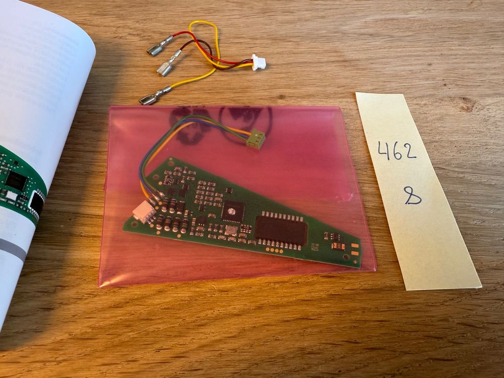 Märklin 74462 Einbau-Digital-Decoder C-Gleis mfx 8 (Gebraucht) in Carouge GE für CHF 25 – mit ...