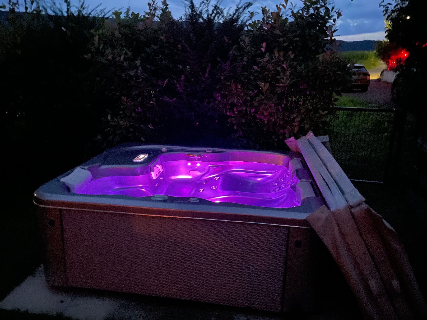 Whirlpool (Jacuzzi) - viel Luxus fürs kleine Geld (Gebraucht) in ...