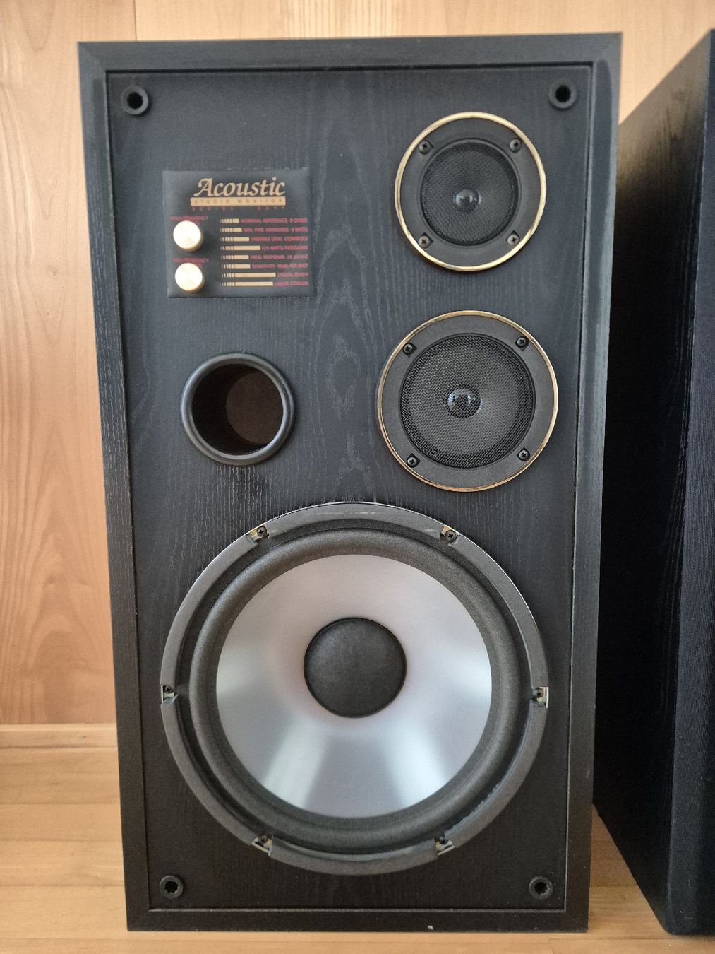 Acoustic Studio Monitor 3311 – 3-Wege Standlautsprecher (Gebraucht) in ...