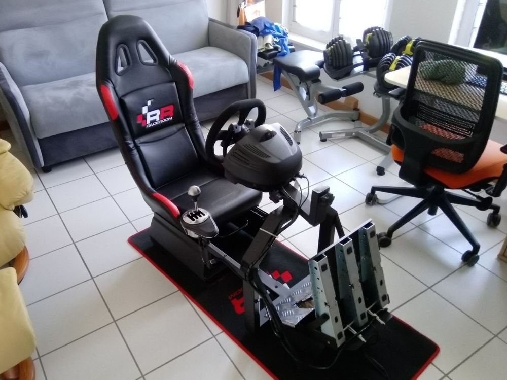 Set complet siège et volant thrustmaster (Gebraucht) in Rochefort für ...