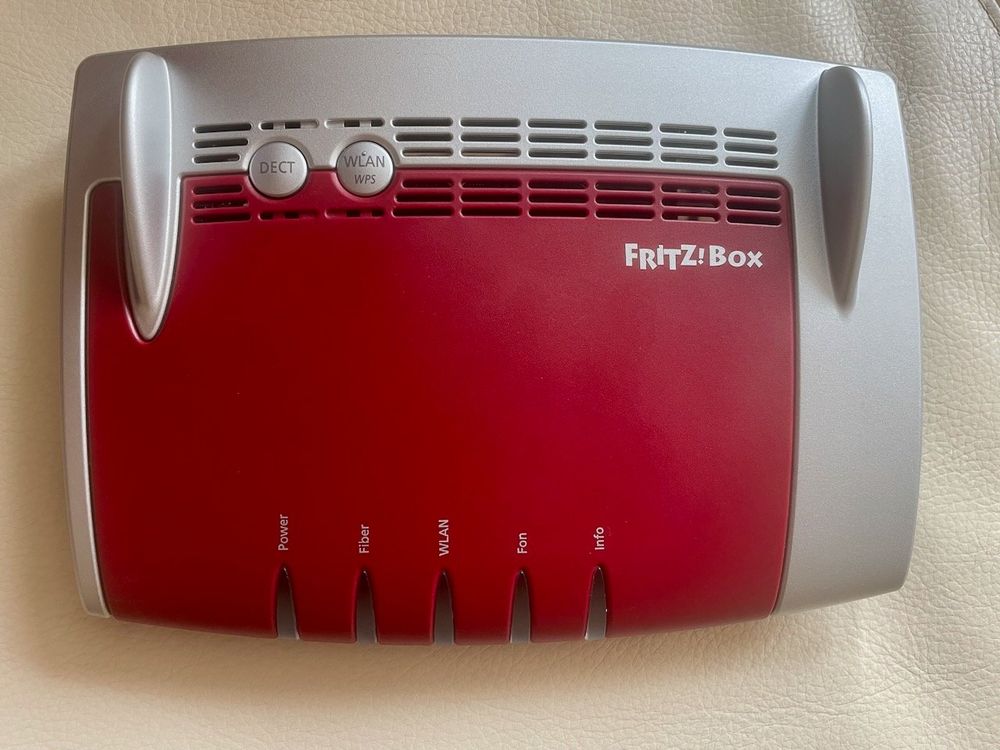WLAN Router FRITZ!Box 5490 für Glasfaser-Internet (Gebraucht) in Zürich für CHF 39 – mit ...