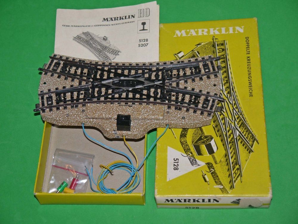 Märklin El. Kreuzungsweiche 5128 (Gebraucht) in Riazzino für CHF 21.5 ...