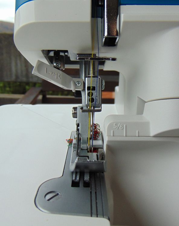 Overlock Nähmaschine PFAFF admire 5000 neu, ab Fr. 1.-- (Neu und ...