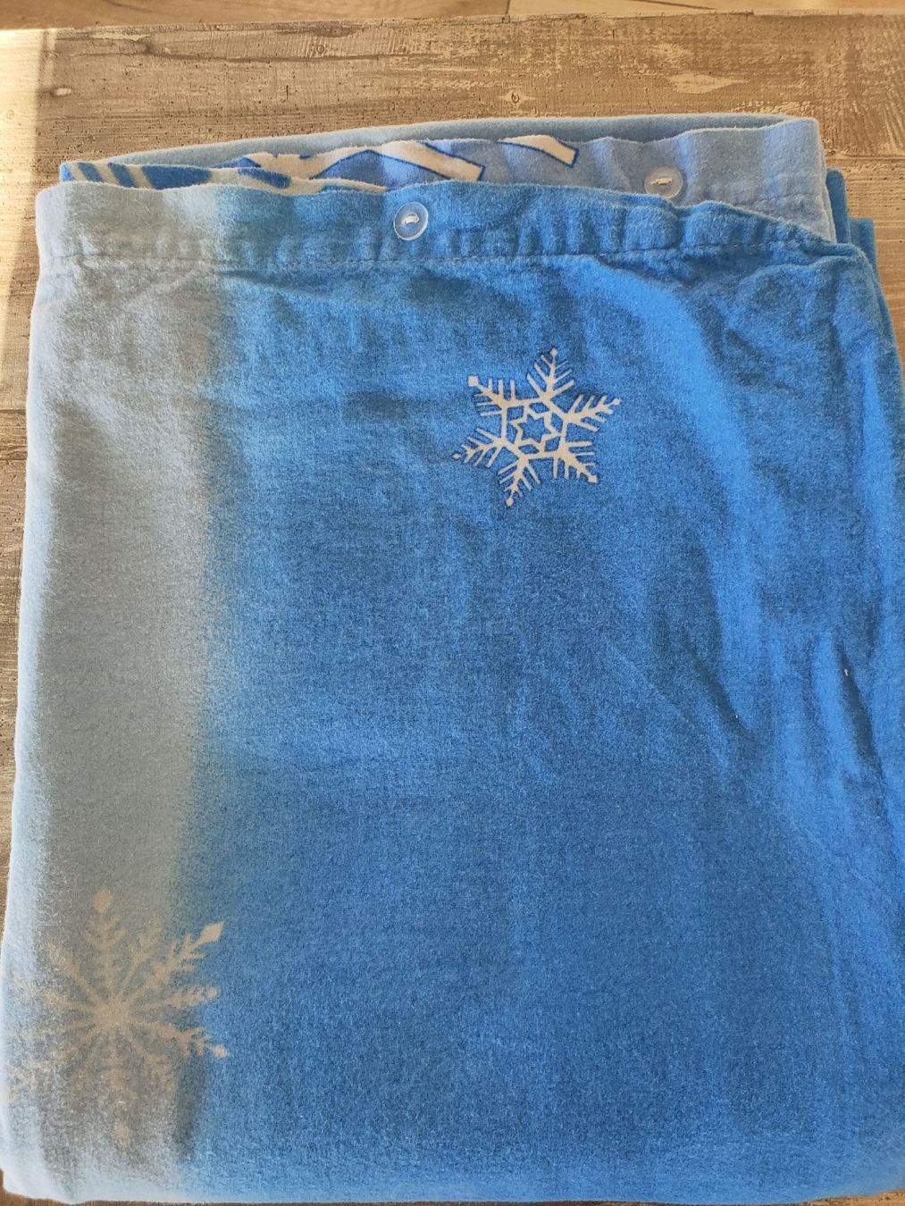 Flausch Bettwäsche mit Schneeflockenmuster, Blau (Gebraucht) in Gipf ...
