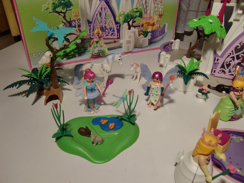 Playmobil Schloss mit ganz viel Zubehör WIE NEU | Kaufen auf Ricardo