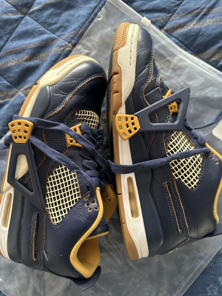 Nike Air Jordan 4 Retro (Gebraucht) in Trimmis für CHF 50 – mit ...