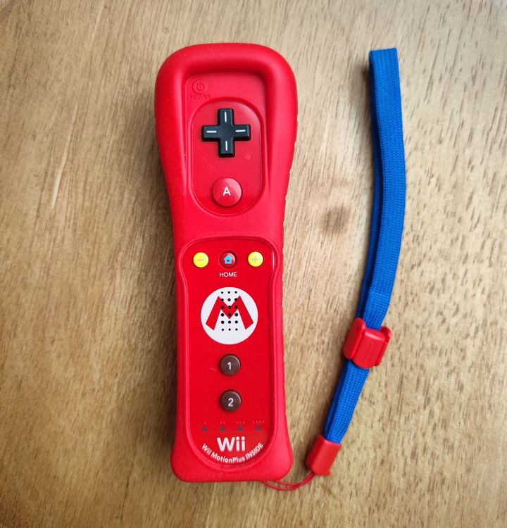 Nintendo Wii Mote Fernbedienung Mario Limited Edition (Gebraucht) in ...
