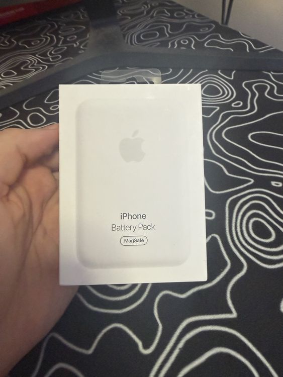 Oroginal Apple Battery Case (Gebraucht) in Zofingen für CHF 1 – mit ...