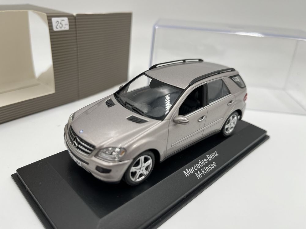 Mercedes Benz M-Klass, 1:43 Mercedes Collection (Gebraucht) in Broc für ...