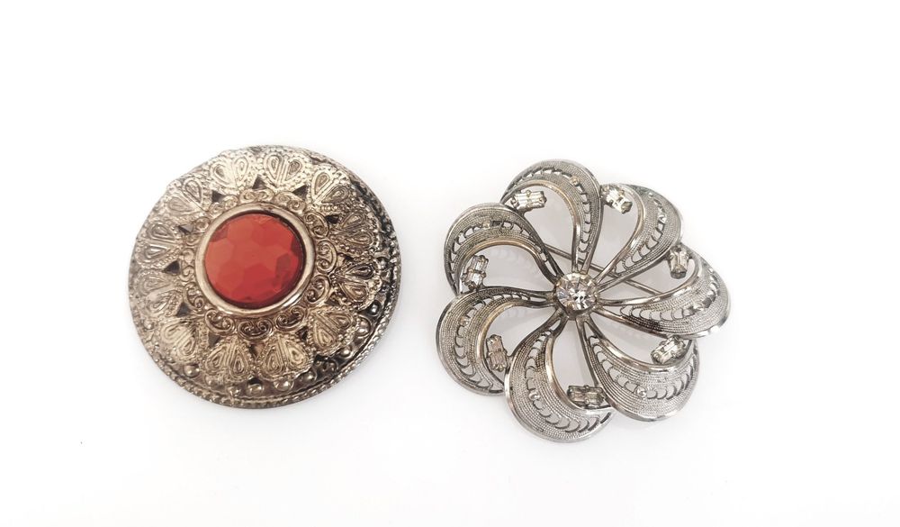 Antike/vintage Schmuckstücke Broschen lot | Kaufen auf Ricardo