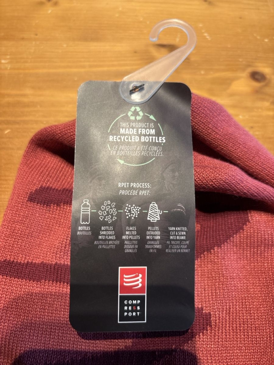 Bonnet compressport (Neuf avec emballage d'origine) à Val-d'Illiez pour ...
