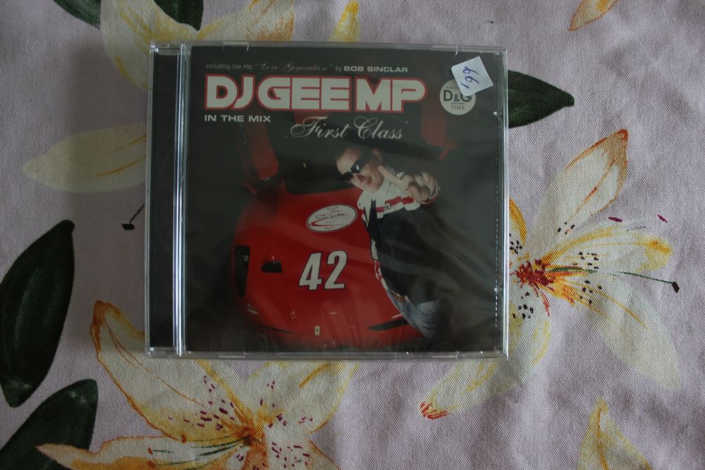 GEE MP DJ First Glass CD Neu ( 66 /4) (Neu und originalverpackt) in Geroldswil für CHF 1 – mit ...