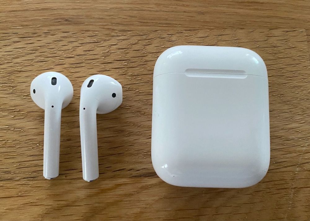 Apple AirPods - 1. Generation | Kaufen auf Ricardo