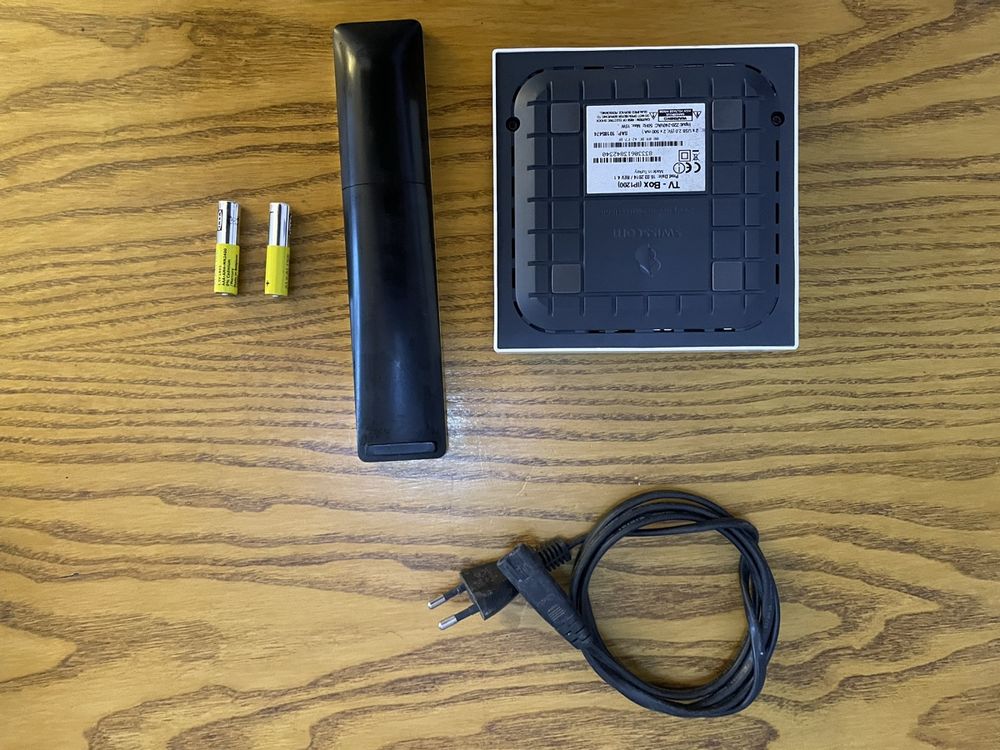 Modem boîtier TV Swisscom - BLUETOOTH TV SWISSCOM (Gebraucht) in Denges ...