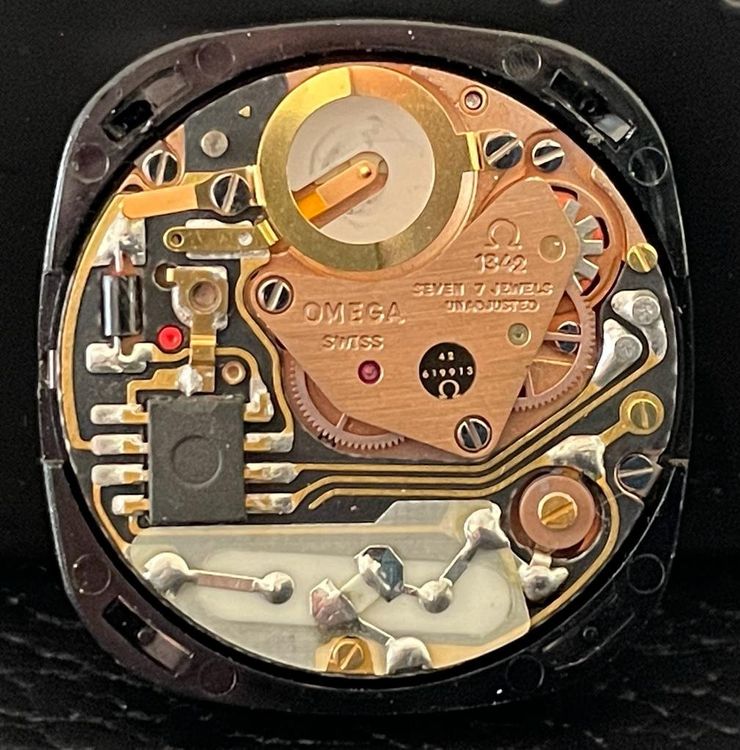 Omega Uhrwerk Cal. 1342 mit Zifferblatt Seamaster Quartz (Defekt) in ...