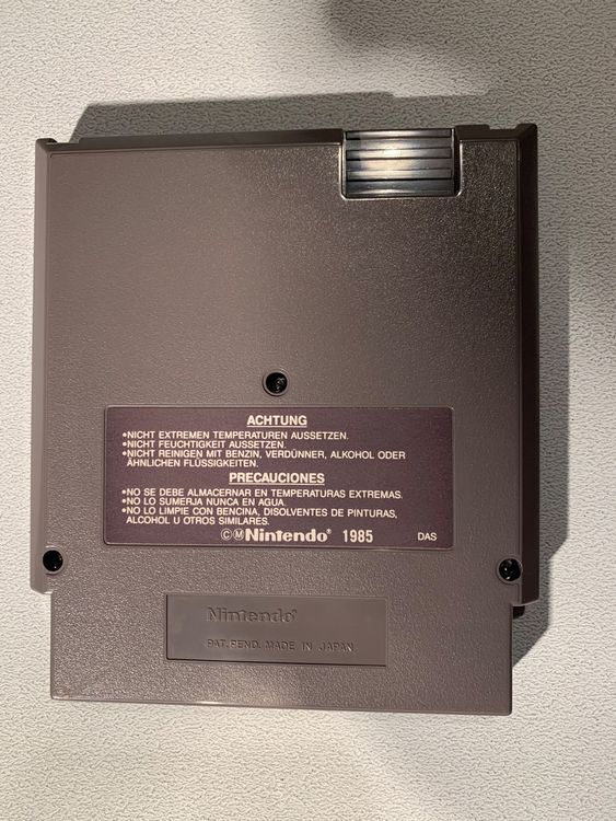 Nintendo NES controllers + mario game (Gebraucht) in Vernier für CHF 85 ...