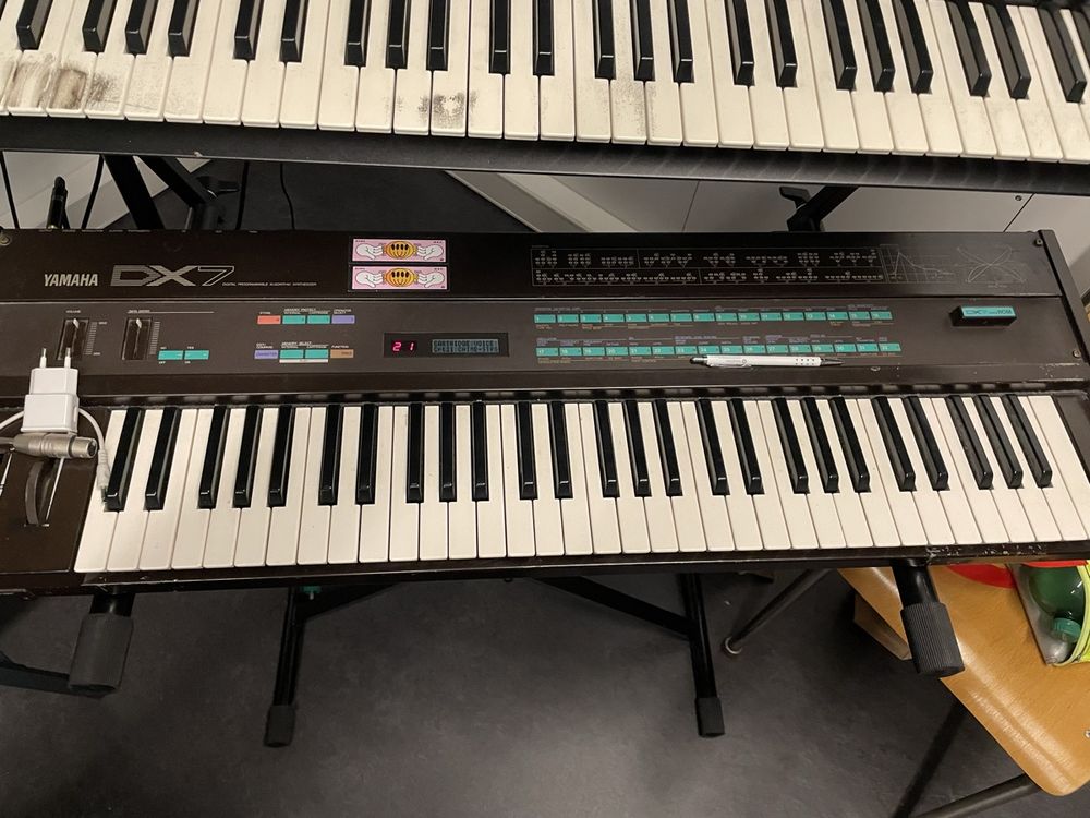 Yamaha DX7 (Gebraucht) in Wetzikon ZH für CHF 400 – nur Abholung auf Ricardo kaufen