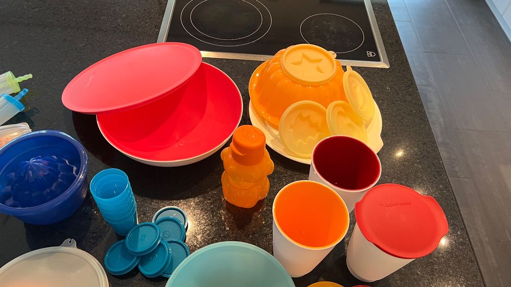 Tupperware Set (Gebraucht) in Trachslau für CHF 30 – mit Lieferung auf ...