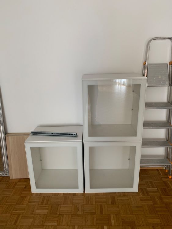 3x BESTÅ Regal mit Glastür, weiß/Glassvik weiß/Frostglas (Gebraucht) in ...