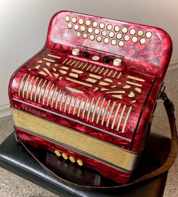 Akkordeon Hohner Norma 3 gebraucht, guter & sauberer Zustand (Gebraucht) in Spiez für CHF 170 ...