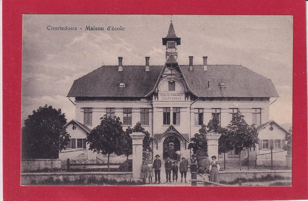 Courtedoux - Maison d'école - 1920 - Ecole primaire (Gebraucht) in ...