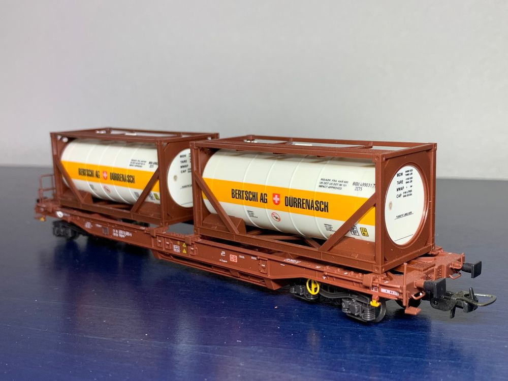 Containertragwagen beladen 2x Tankcontainern BERTSCHI (Gebraucht) in ...