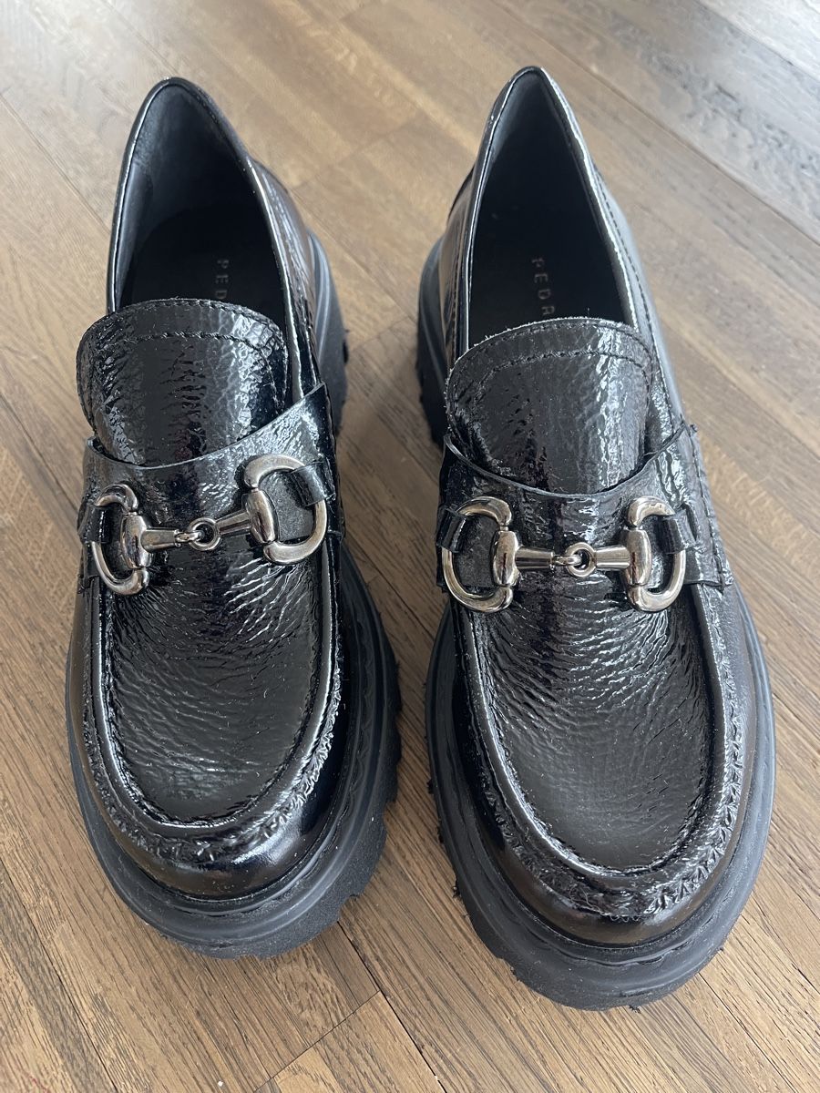 Neue, schwarze Lack Loafer von Pedro Miralles, Grösse 37 (Neu (gemäss ...
