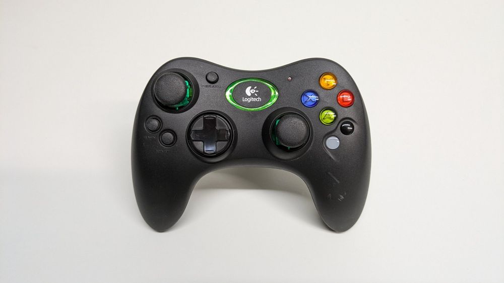 Logitech Cordless Precision Controller XBox, ohne Empfänger (Defekt) in Menziken für CHF 10 ...