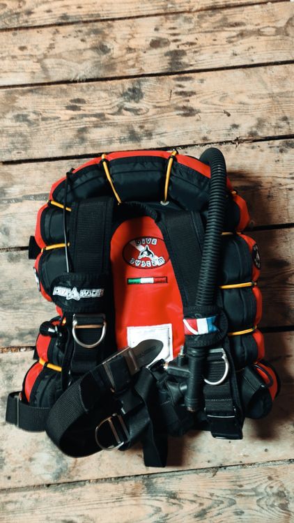 Dive System Wing Jacket | Kaufen auf Ricardo