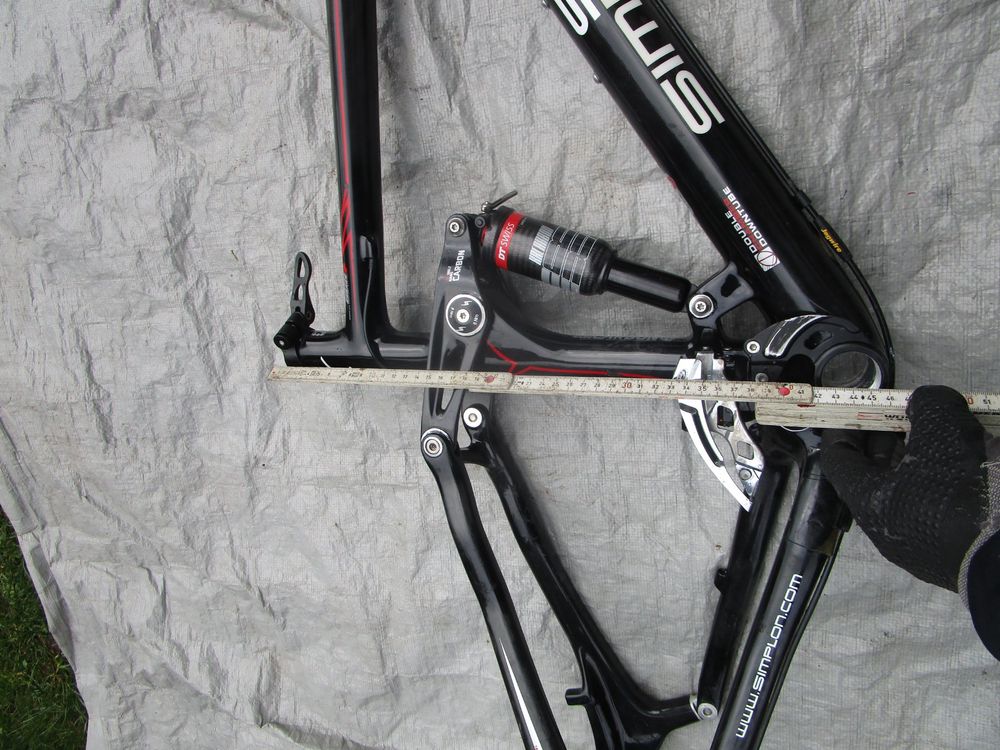 Voll Carbon SIMPLON MTB Fully Rahmen 26" GrS ohne Dämpfer (Gebraucht) in Ottikon für CHF 220 ...
