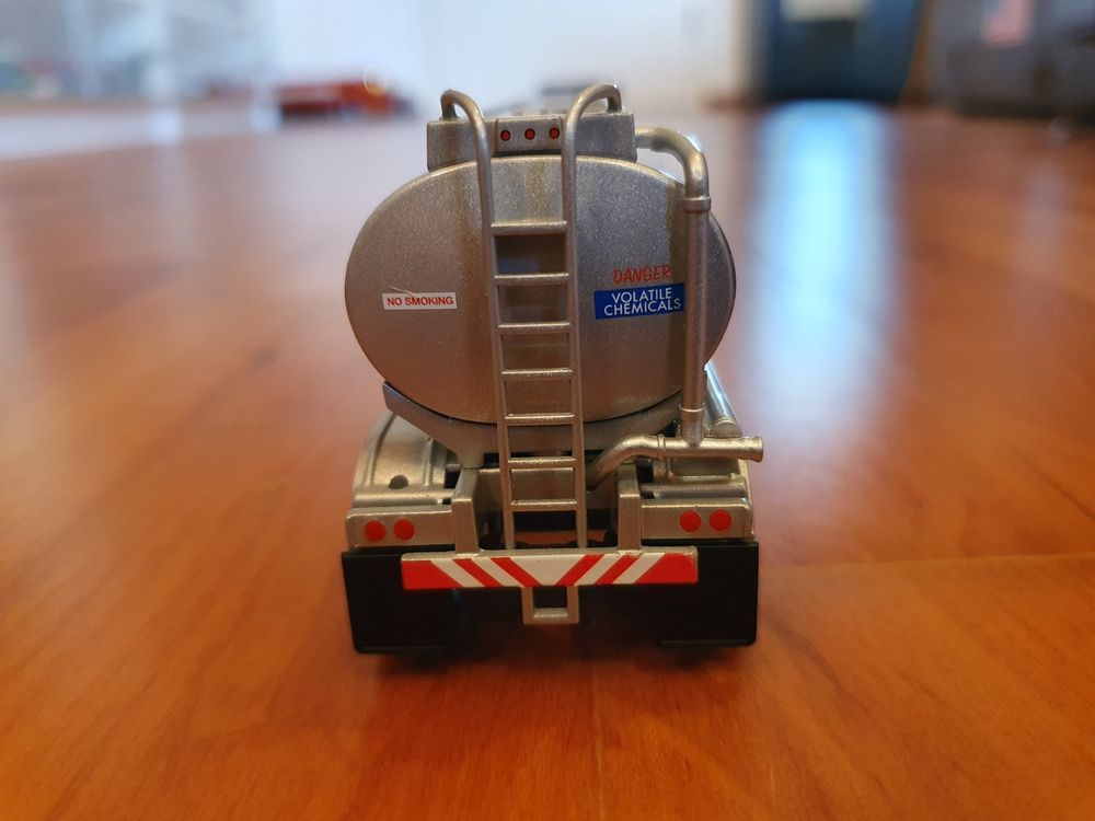 Mack Convoy Rubber Duck | Acheter sur Ricardo
