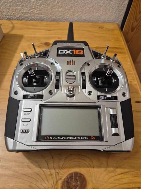 Spektrum DX18 EU Version / "NEU" und nie verwendet!!! (Neu und ...