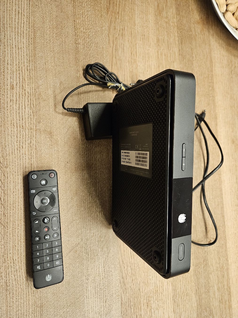 UPC TV Box DCX960 mit Fernbedienung und Zubehör (Gebraucht) in Uzwil ...