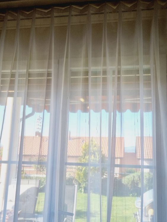 Vorhang mit Muster weiss 160 cm breit neu (Neu und originalverpackt) in geroldswil für CHF 58 ...