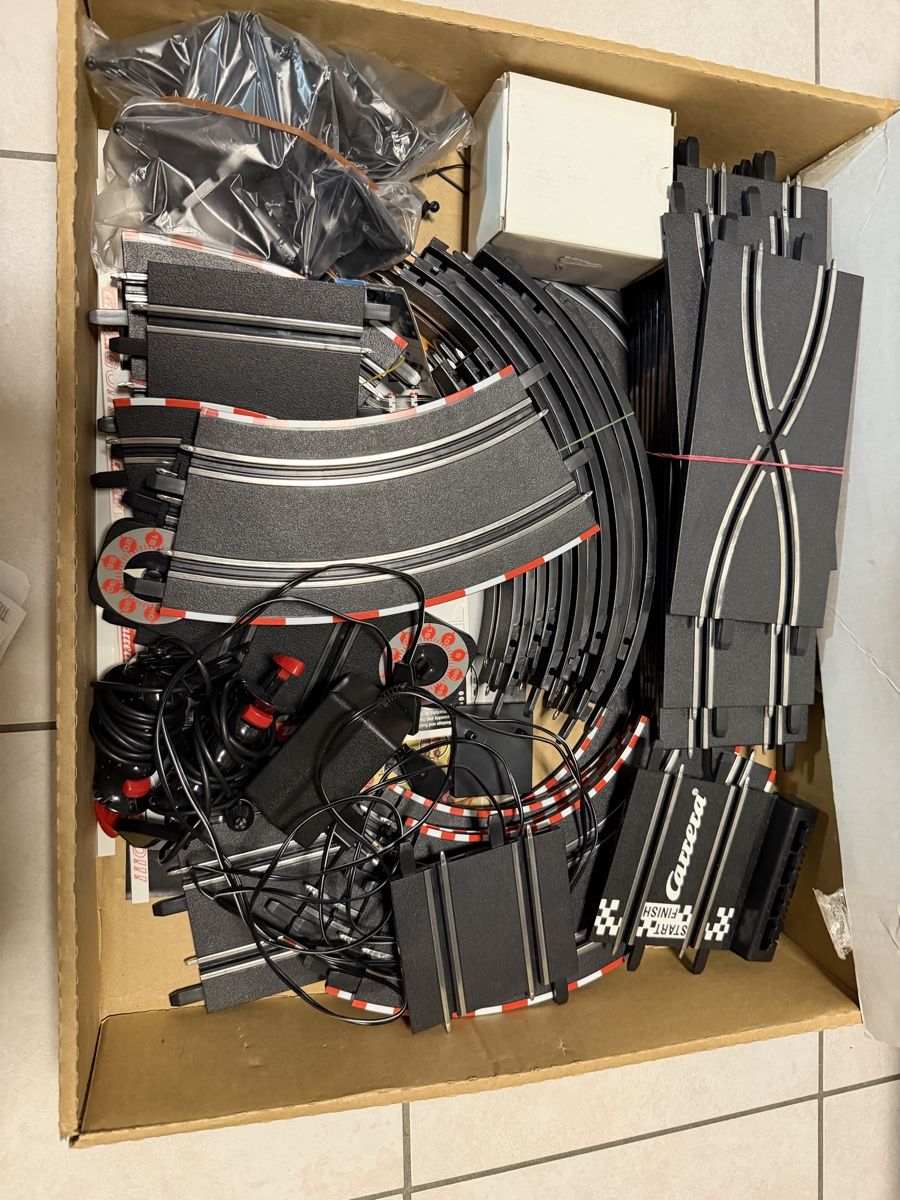 Carrera GO!!! Formel 1 Superstars - Riesiges Teile-Set (Gebraucht) in ...