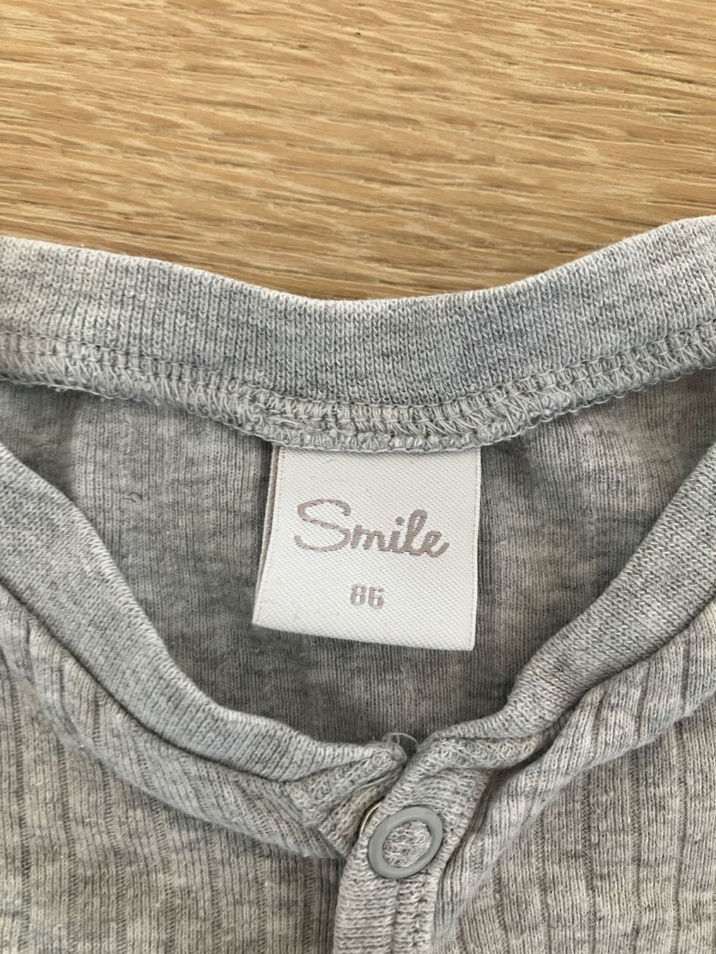 2x Pyjama mit Füssen Gr. 86 von Smile (Gebraucht) in Zürich für CHF 6 ...