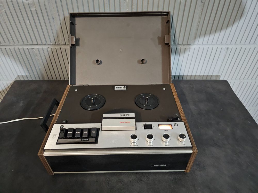Austria Philips 4 Track 4307 Tonbandgerät Portable (Gebraucht) in ...