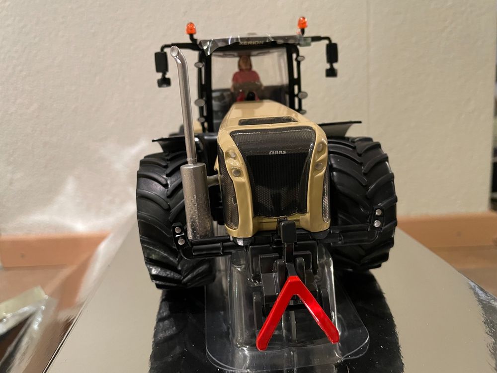 SIKU Claas Xerion 5000 (Neu und originalverpackt) in Kreuzlingen für ...