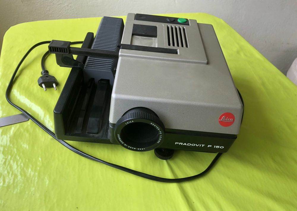 Diaprojektor Pradovit P150 (Gebraucht) in Bern für CHF 1 – nur Abholung ...