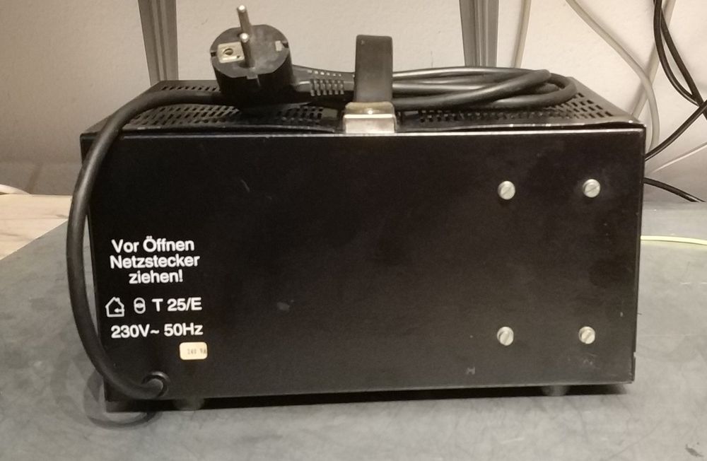 13,8V 10A lineares lüfterloses Netzteil / STATRON Typ 2230 (Gebraucht ...